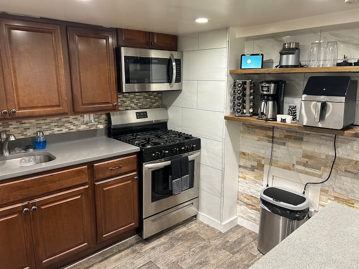 Basement Apartment - Paterson, NJ