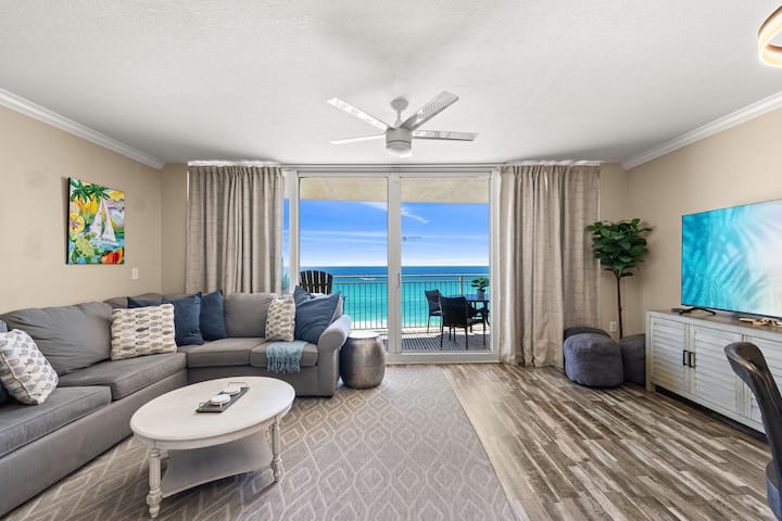 Gulf-front Sleeps 6 Beach Chair Service For 2 - Panama City Beach, FL