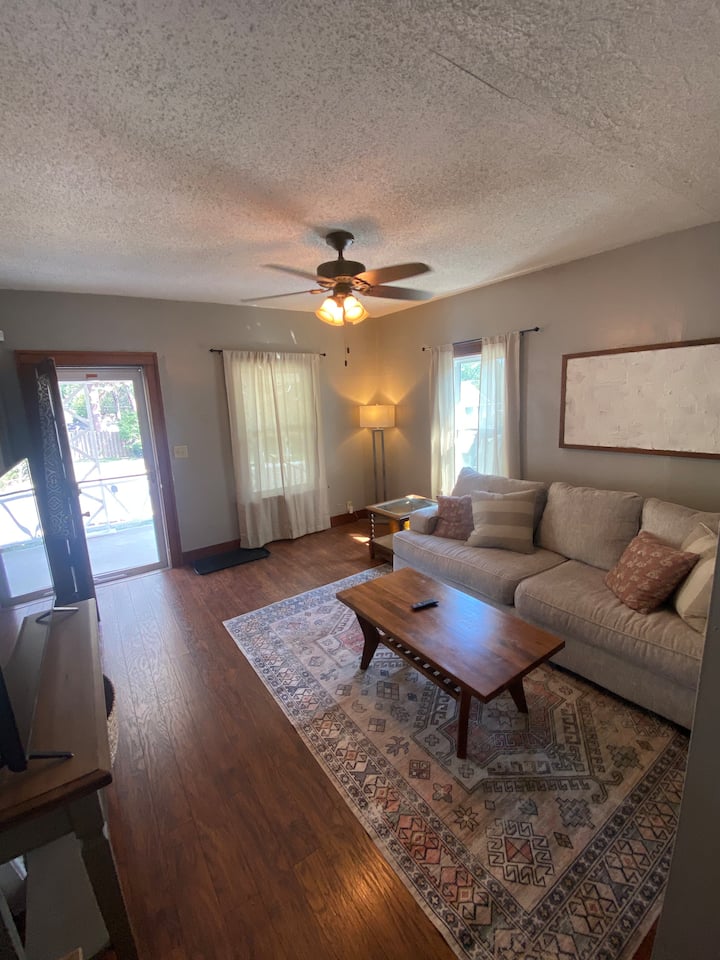 Cozy 3br House - Lincoln, NE
