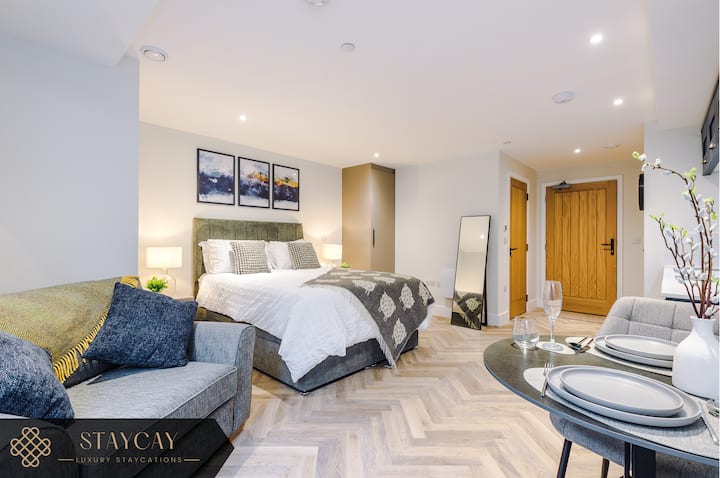 Rock Mill | Studio Apartment With Balcony - Hope Valley