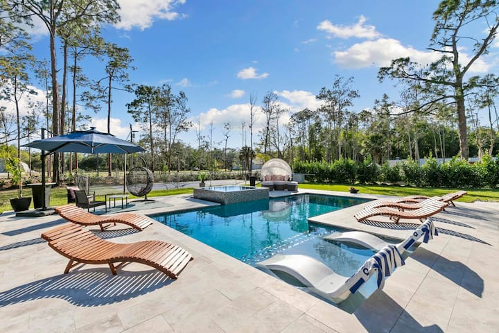 Luxe7 Bdr 4bath Villa. Pool-spa. Pickleball - Naples, FL
