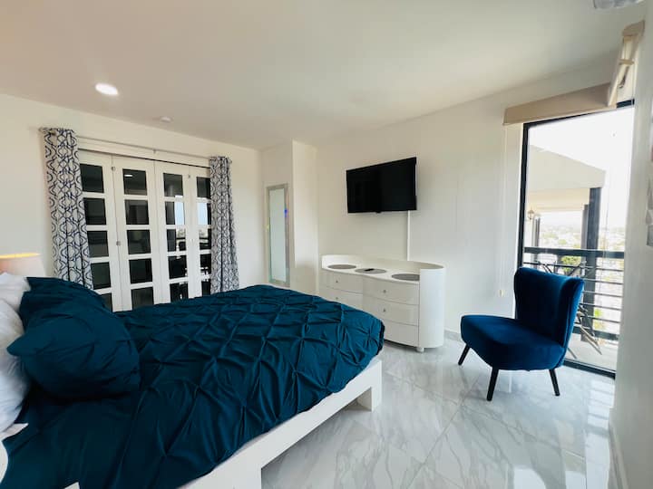 Ocean Views 1-bdrm Condo W/pool - Cabo San Lucas