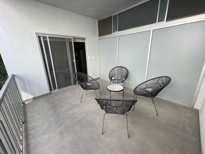 Terraza Privada Cerca Hospital Universitario - Monterrey