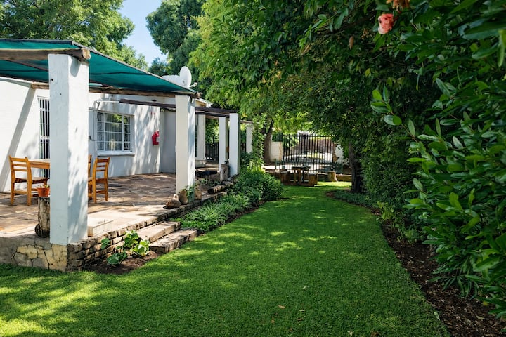 7 On Grey Guesthouse Room 3 - Colesberg