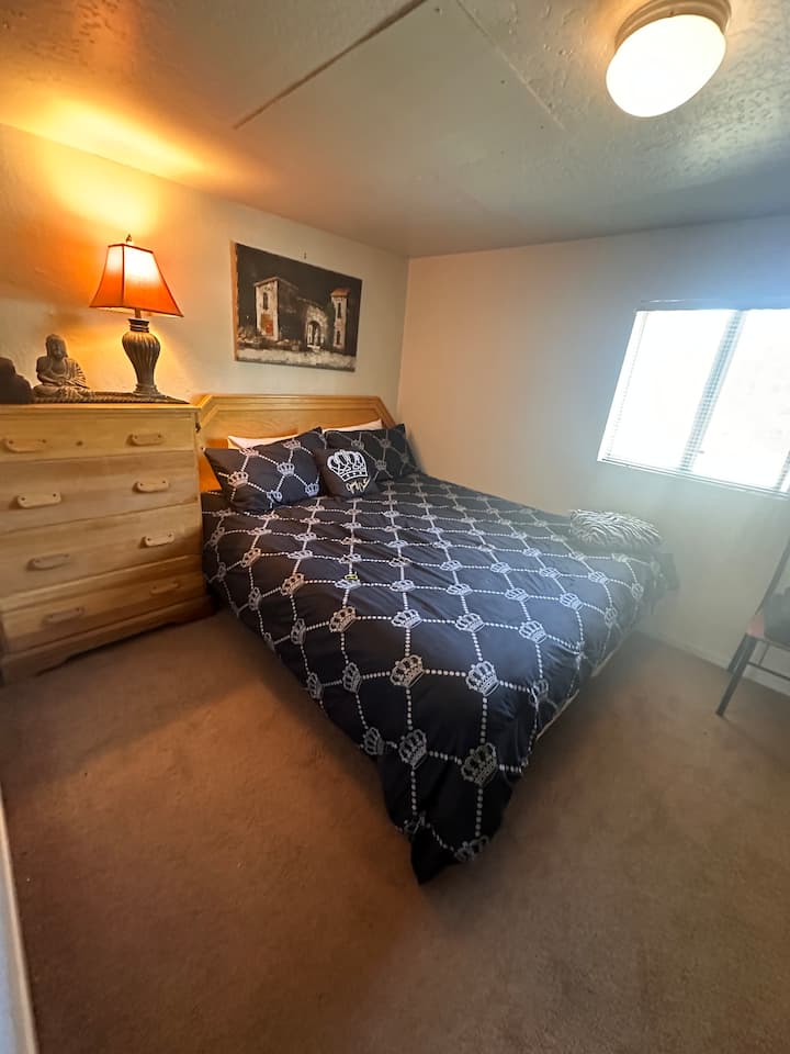 King’s Monthly Room At The Tower On 50 - South Lake Tahoe, CA