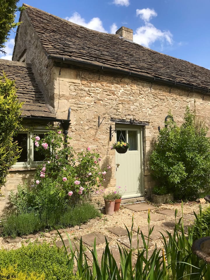 C15th Cotswolds Cottage +Walled Garden, Near Bath - Bradford-on-Avon