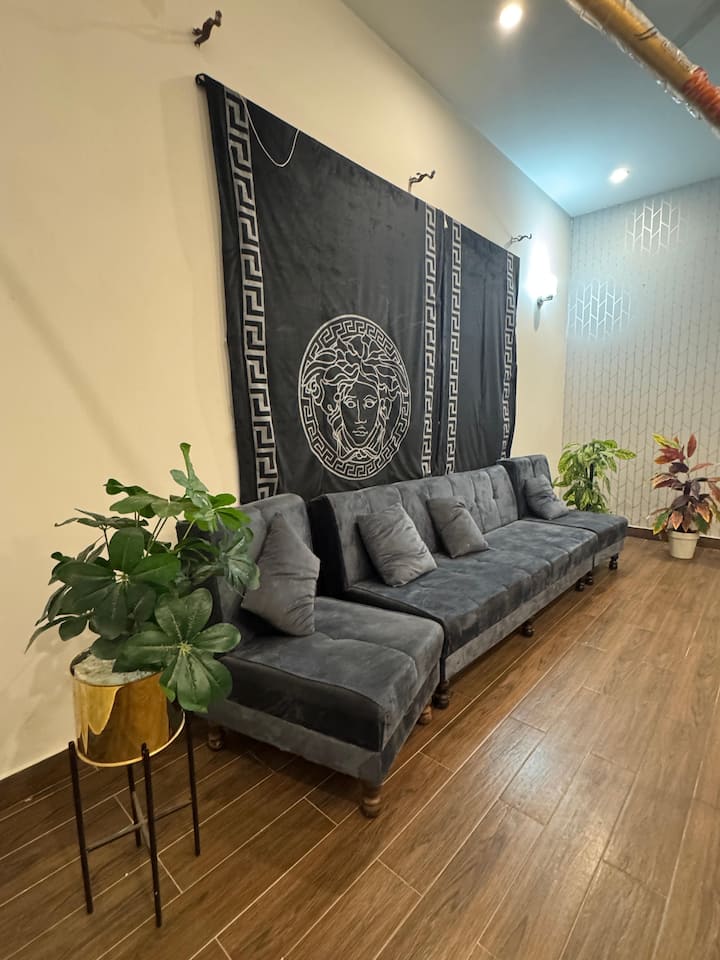 Divine Whole House 4bed Rooms House Kitchen - Karachi