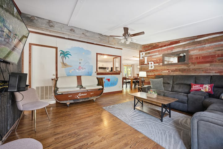 Cabin 3 10 Ppl 4 Bedroom Near Pool Linens Provided - Put-in-Bay, OH