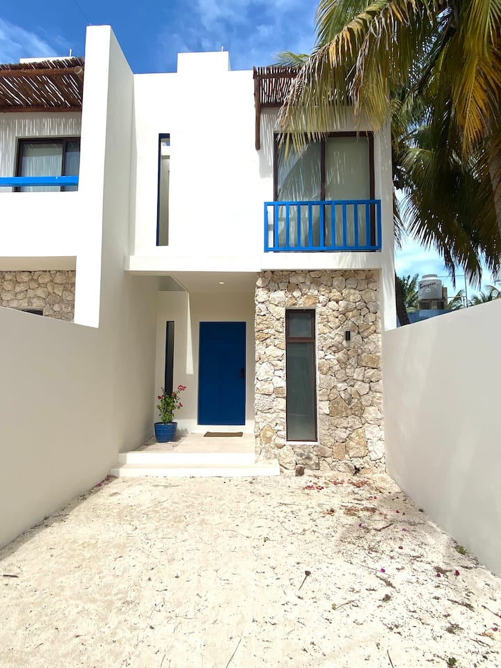 Villa Equipada Con Vista Al Mar Y Alberca - Telchac Puerto