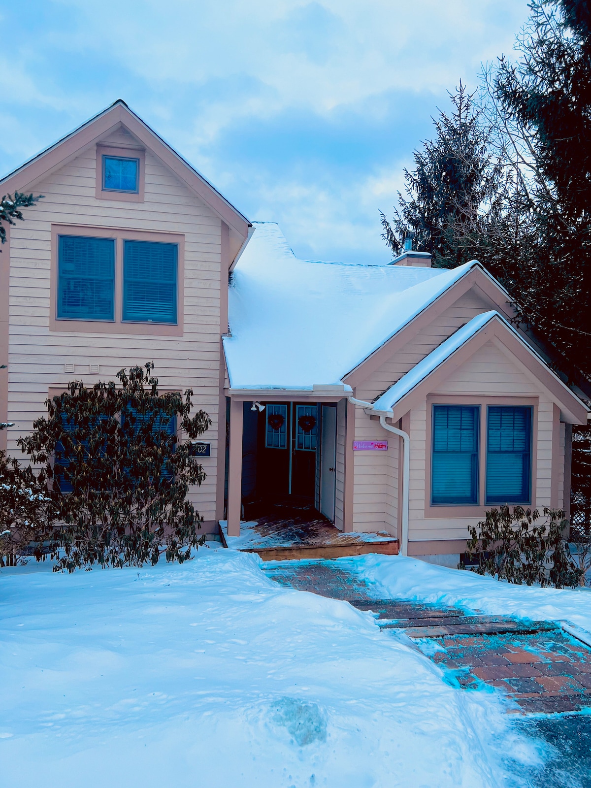 Your Gateway to Pocono! - Houses for Rent in Tannersville, Pennsylvania ...