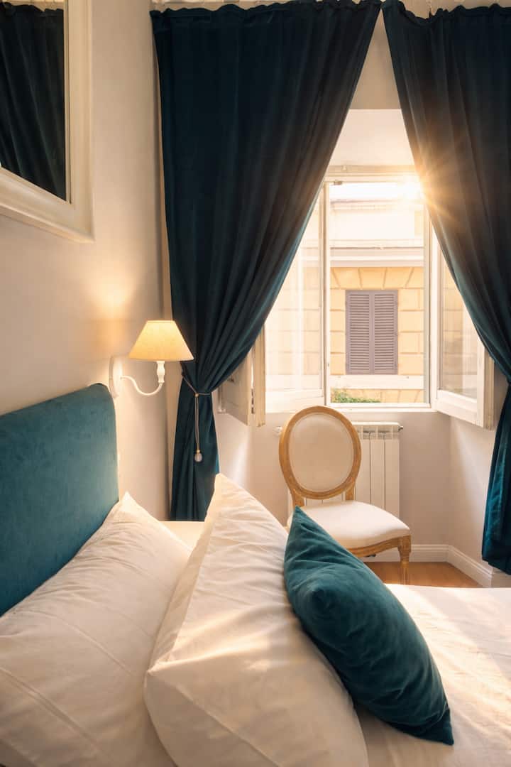 Seiemme Colosseo | Luxury Apartment - Rome