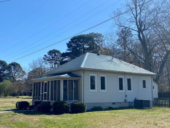Charming Cottage Near Smithfield, Suffolk, Surry - Newport News, VA