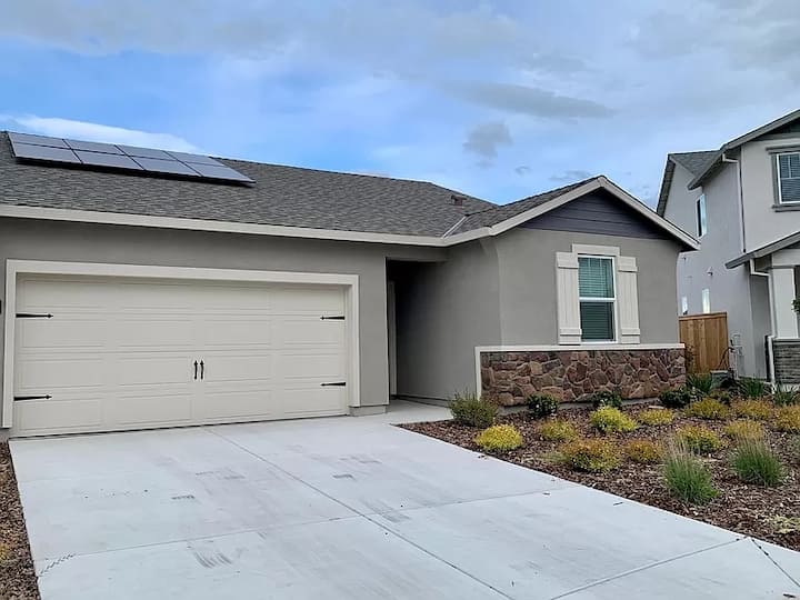 Furnished 3br Midterm Rental – 30-day Stays!” - Stockton, CA