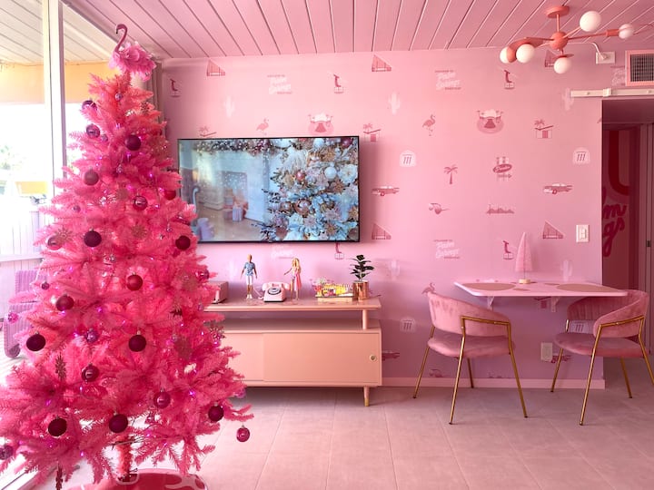 Pink Paradise In Ocotillo Lodge Palm Springs - Palm Springs, CA