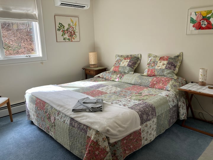 Peaceful & Cozy Guest Room - 포틀랜드