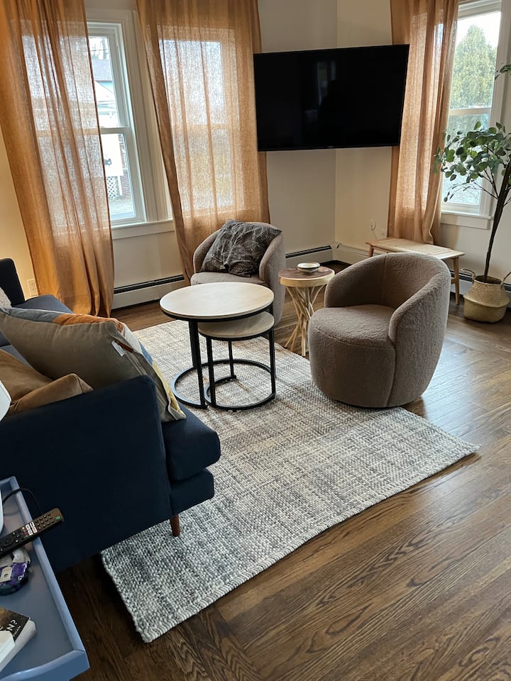 Modern Home In A Historic Town - Bristol, RI