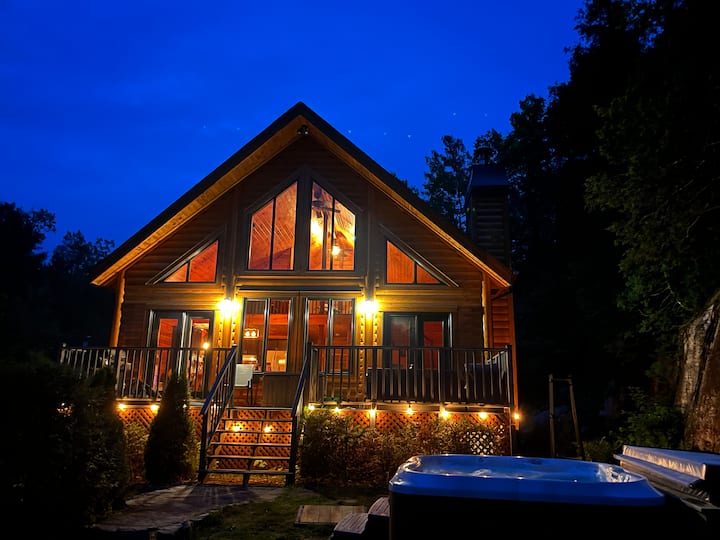 Spa•lit King•jeux•animaux•clim•lac 5 Min | 1h Mtl - Rawdon