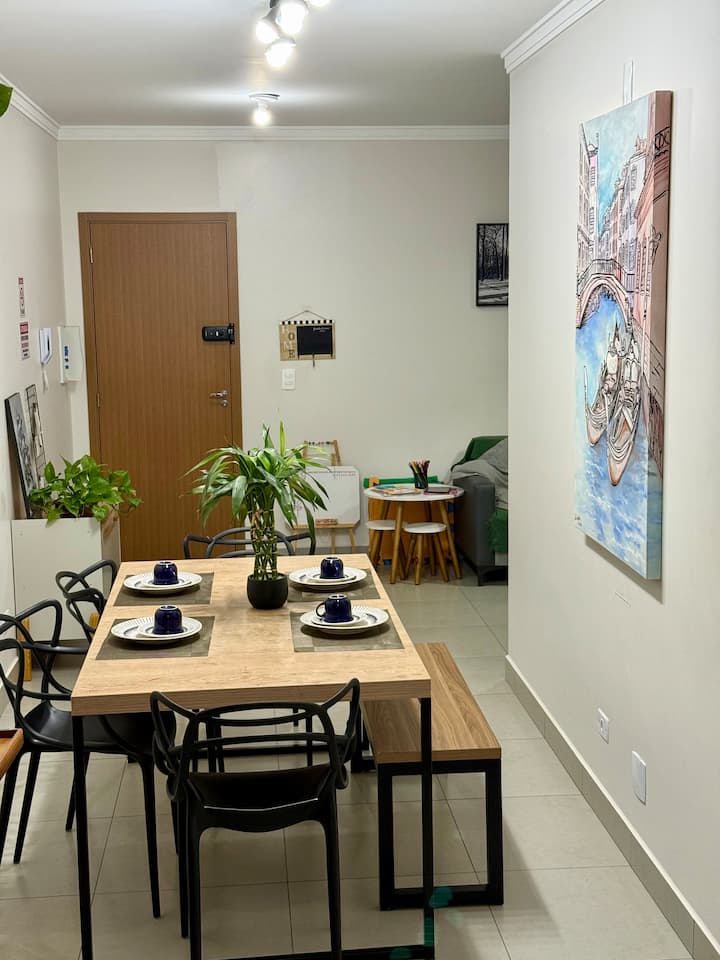 View 203 - Amplo E Aconchegante/2 Quartos Ar Cond. - Cascavel