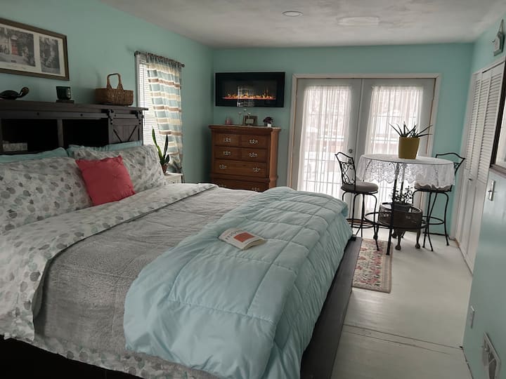 Masterfully Debs Tranquil And Relaxing - Kalamazoo, MI