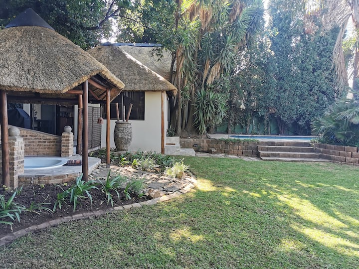 The Thatched Cottage - Benoni