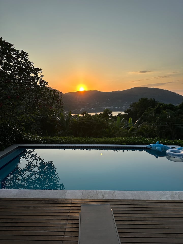 Coisas Boas Acontecem Aqui! - Ilha Grande