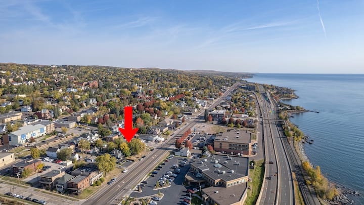 Lake Superior Views In Historic Home - Duluth, MN