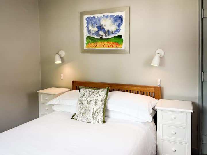 Modern Cottage Nr. Dorchester & Puddletown Forest - Dorset