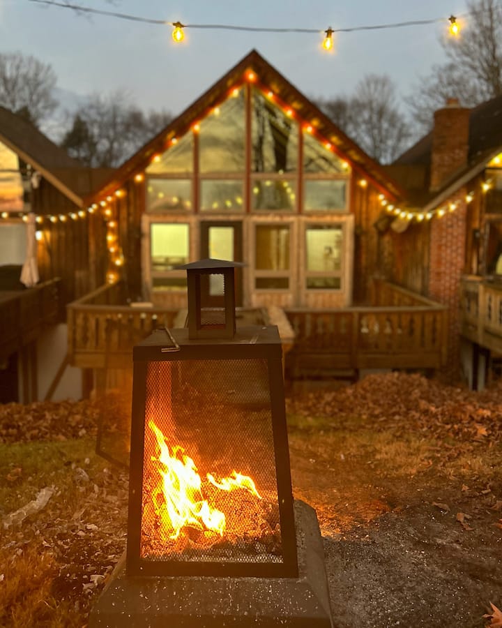 Cozy Indian Lake Chalet W/arcade, On Golf Course - Indian Lake, PA