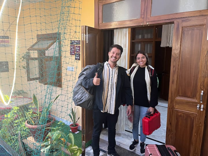 Backpacker’s (W) 2 Room-airport|metro|palam|dwarka - New Delhi