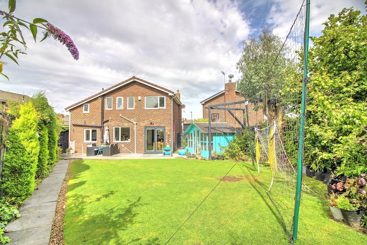 Detatched  Family House Ncl (With Hot Tub) - Newcastle upon Tyne