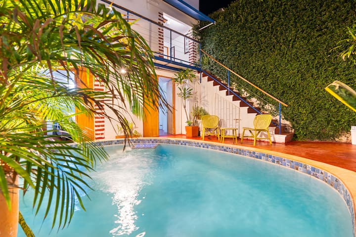 Luxury 9 Bedroom House In Old City W/ Staff - Cartagena