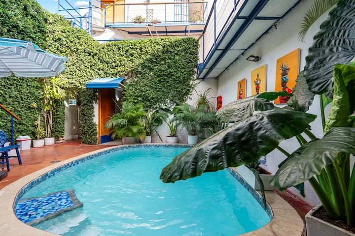 Luxury 9br House In Old City With Cook & Security - Cartagena, Colombia