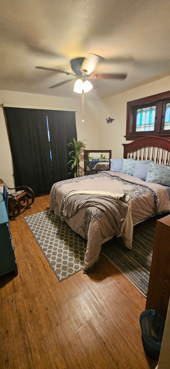 *Cozy*historic Bungalow*central Location - St. Louis, MO