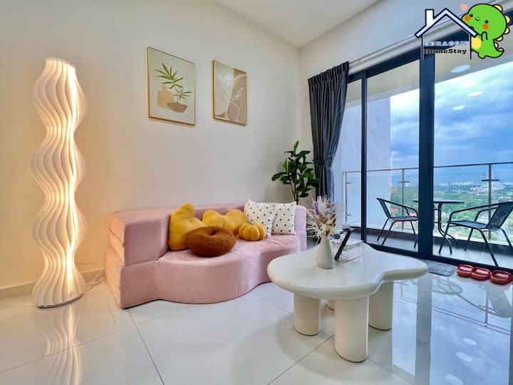 1 Br Balcony Unblock View Bay Point Danga Bay - Johor Bahru