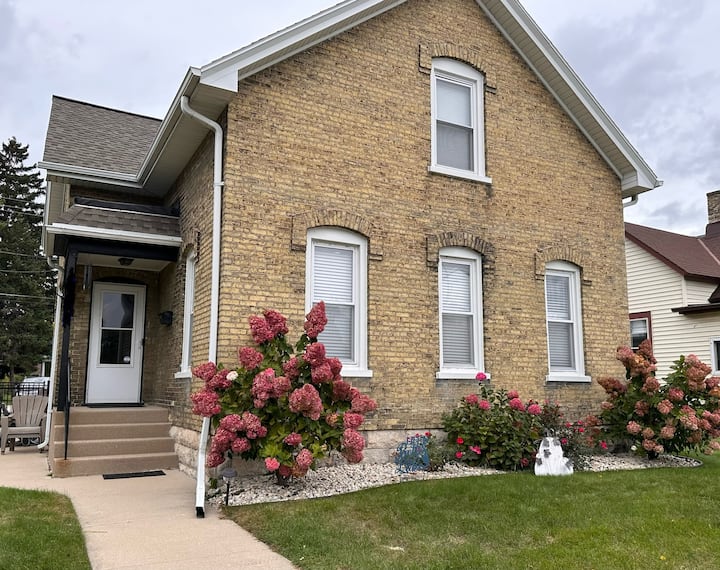 Family & Business Traveler Ready - Racine, WI