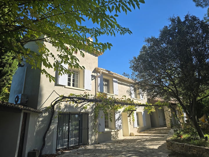 Maison De Charme – Piscine & Grand Jardin - Provence-Alpes-Côte d'Azur (PACA)