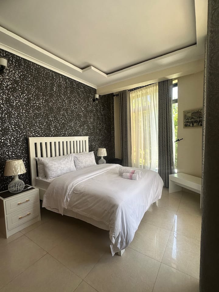 Comfort Zone Air B&b Bedroom 1 - Tanzania