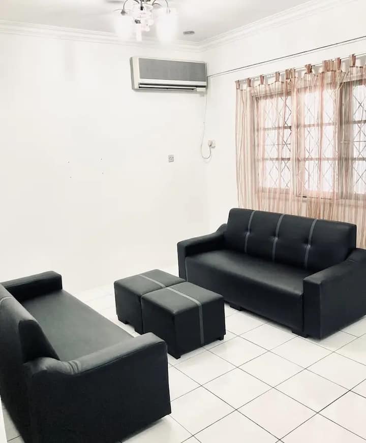 Hox Homestay - Taman Tunku Miri - Miri