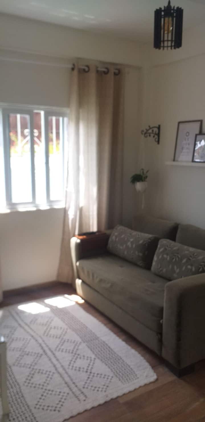 Pequena Casa, Calma E Aconchegante. - Petrópolis