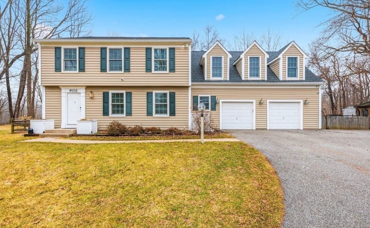 Large, Modern And Cozy - Columbia, MD