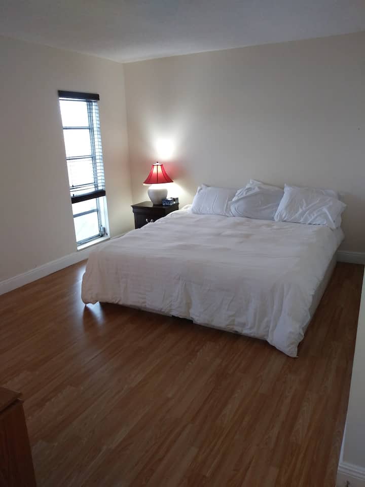 Room On The Canal - North Lauderdale, FL