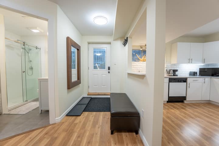 Tranquil 2br Cloverdale Hideaway W/fast Wi-fi - 써리