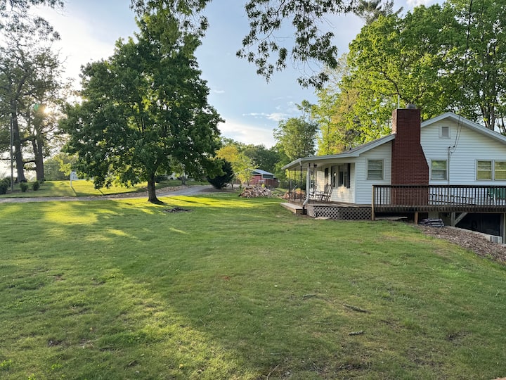 Goldview Getaway - Weaverville, NC