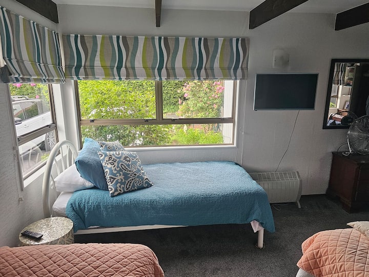 Warm Comfortable Home - Taupō