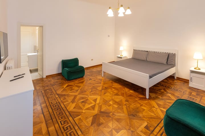 Elegante Appartamento Zona Rive - Trieste