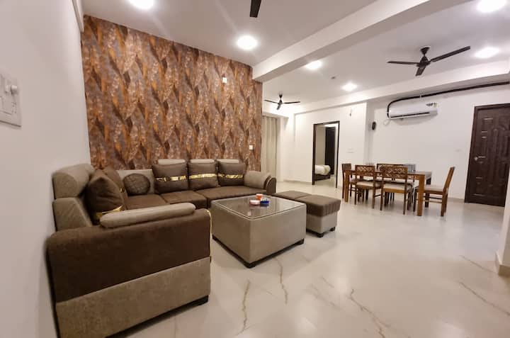 9. Ideal Luxury Stay Ac(3bhk) 1600 Sq Feet - Varanasi