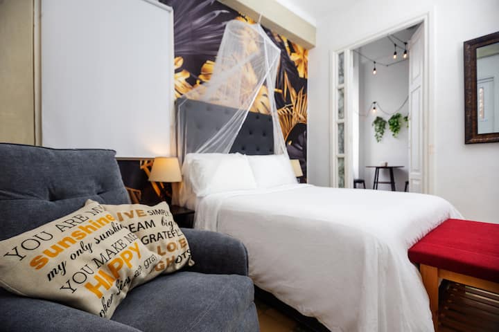 The Art The Trópicos The Love Of Wifi & Generador. - Havana