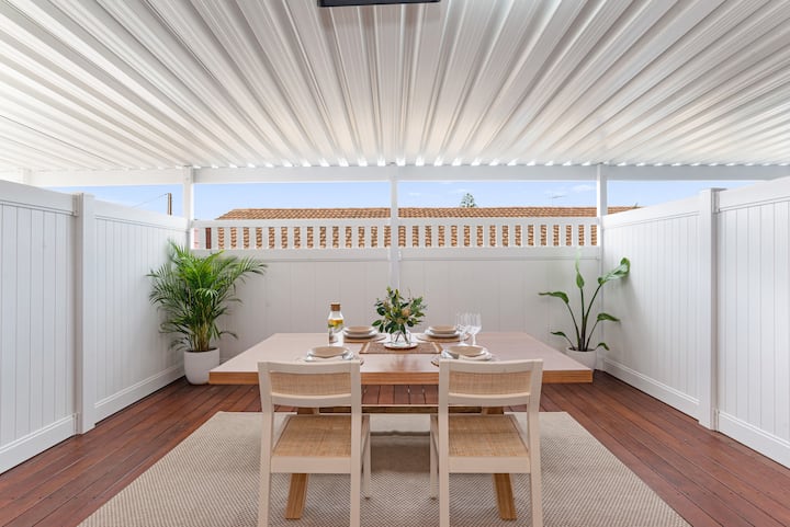 The Elements: Fire | Walk To The Beach - Adelaide