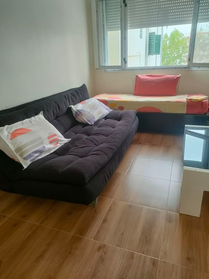 Un F2 à Louer Pour Vos Vacances Et Passages - Annaba