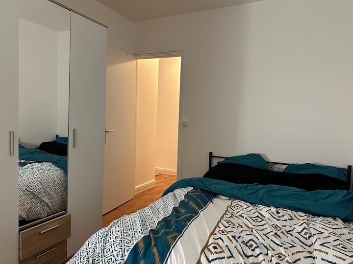 Demba’s Casa Avec Parking Gratuit - Essonne
